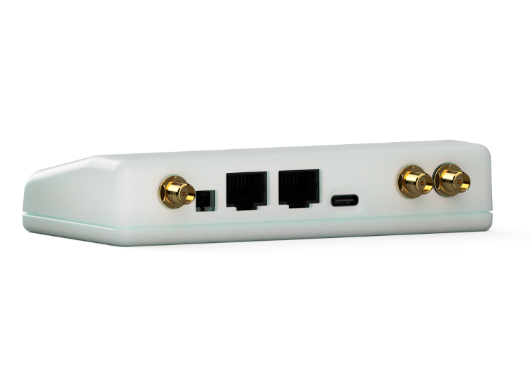 Mitigate Mid-Air Collisions with PilotAware's Complete Solution for Aircraft Traffic Awareness